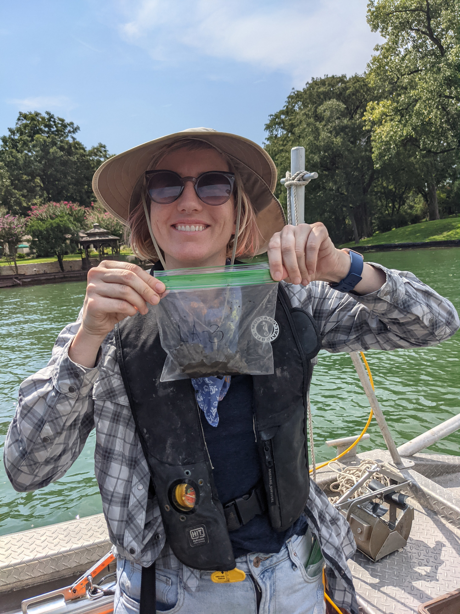 UTIG at AGU Fall Meeting 2022 - UT Institute for Geophysics